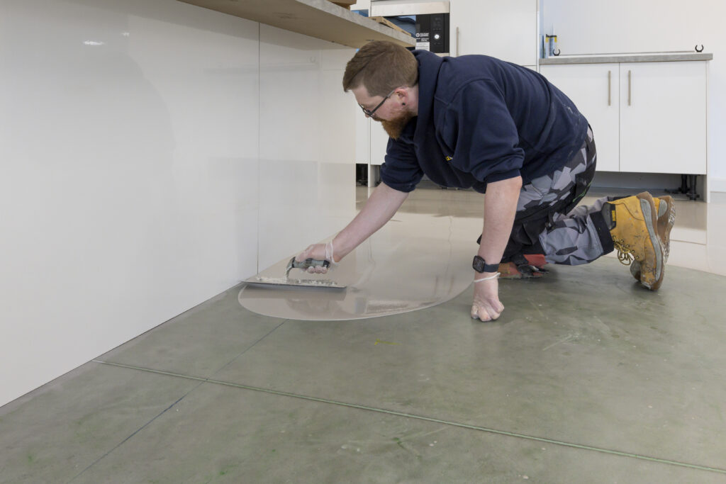 Choosing the Optimum Smoothing Compound with F. Ball - Floorscape